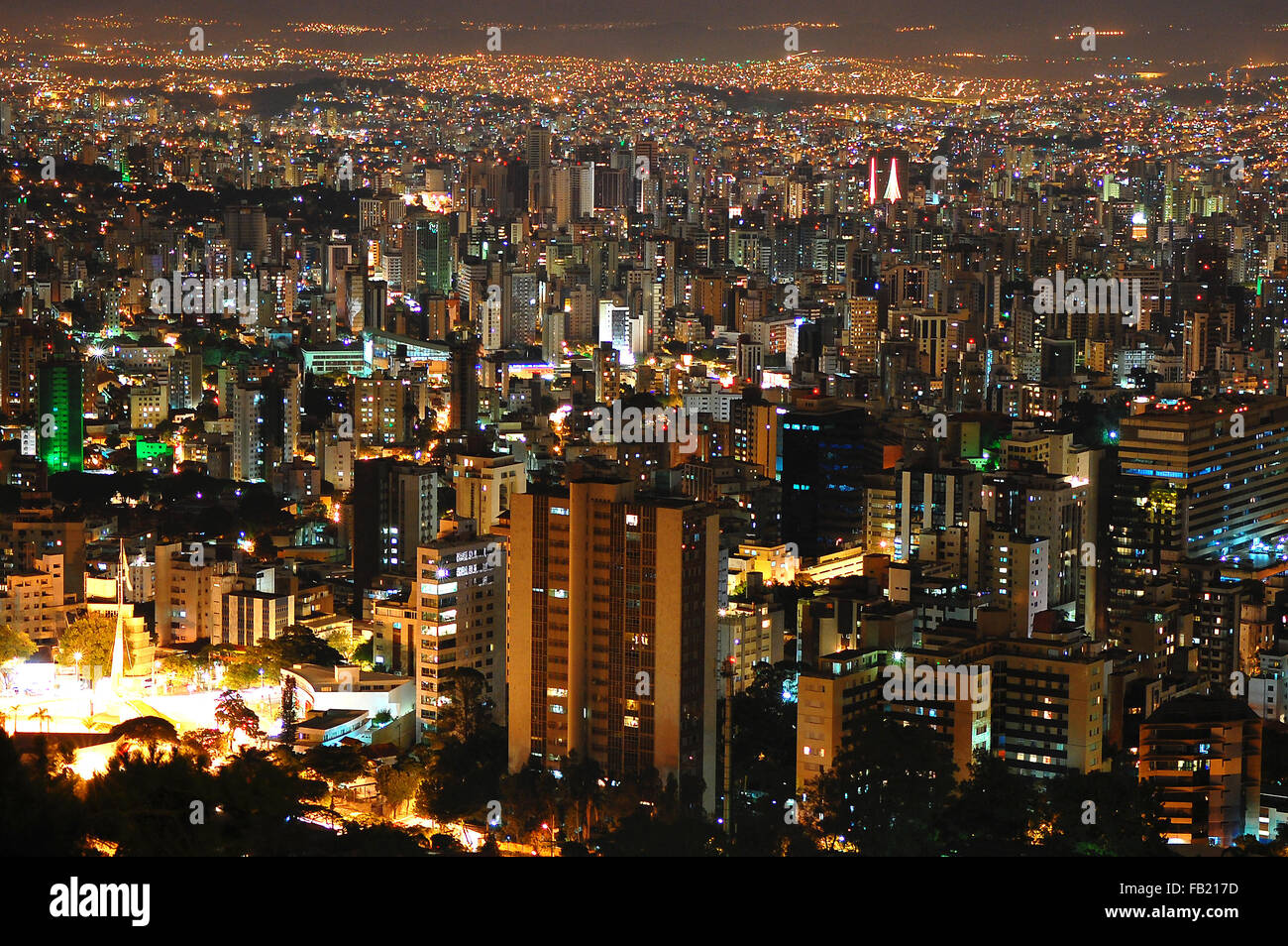 Panoramic view by night .Metropolis of Belo Horizonte , Minas Gerais ...