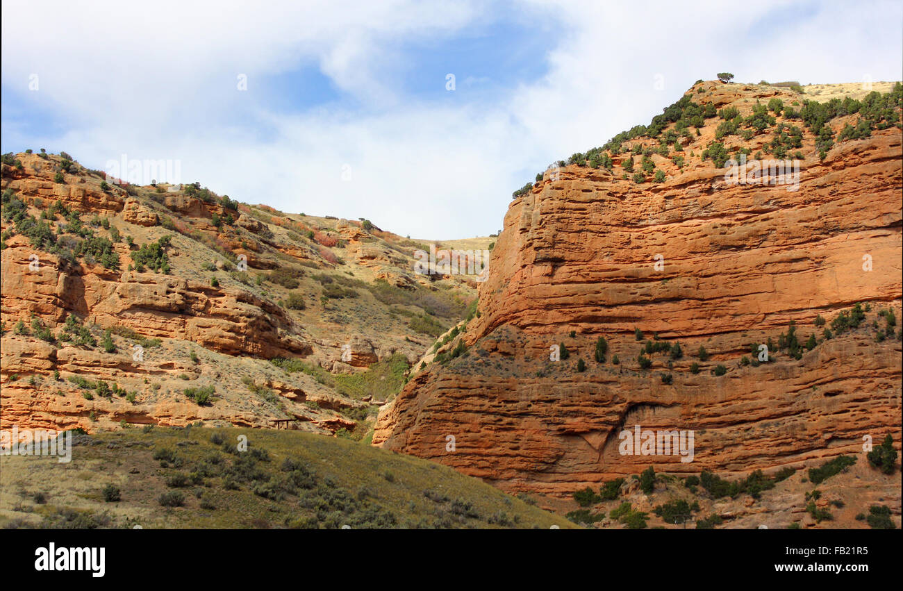 Rugged mountainous landscape hi-res stock photography and images - Alamy