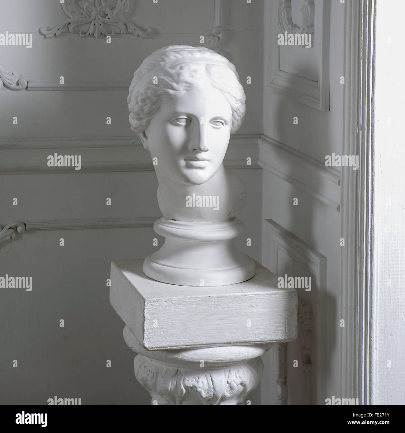 head still life in white interior, classic antique sculpture object for ...