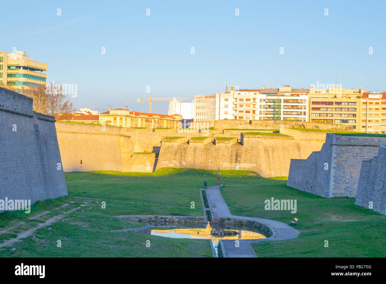 Masonry bridge constructed hi-res stock photography and images - Alamy