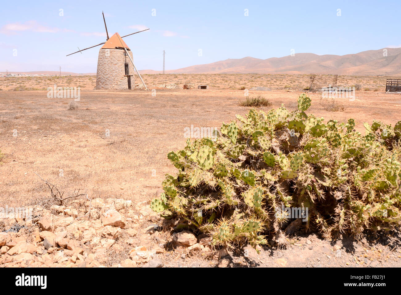 Classic Vintage Windmill Building Stock Photo - Alamy