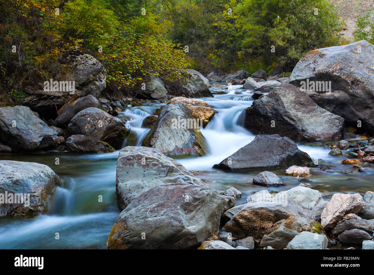 Water pool at bottom of waterfall hi-res stock photography and images ...