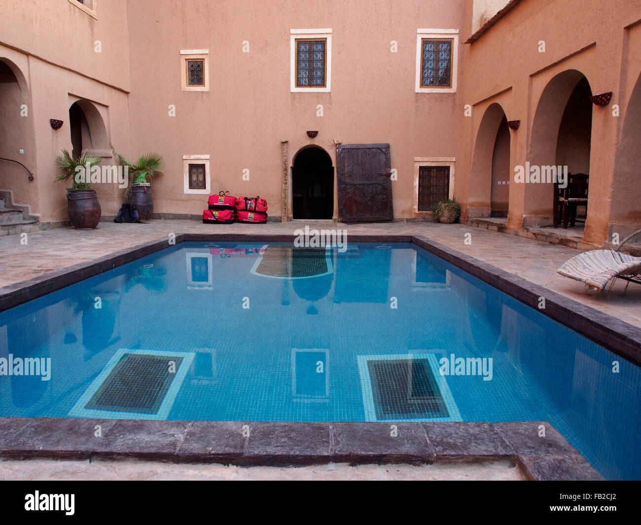 Moroccan pool hi-res stock photography and images - Alamy