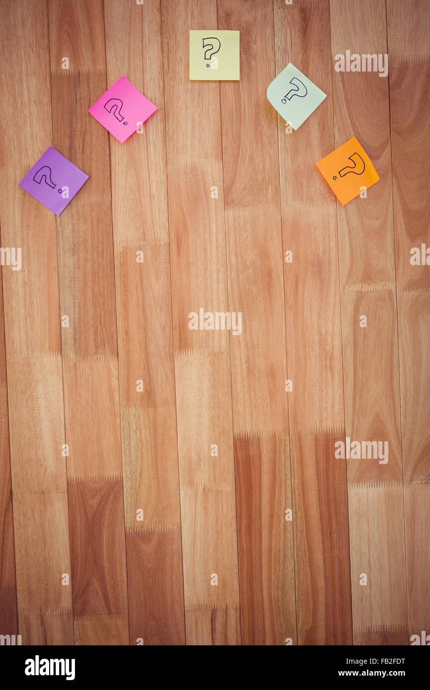 Question mark on 5 post-it Stock Photo - Alamy