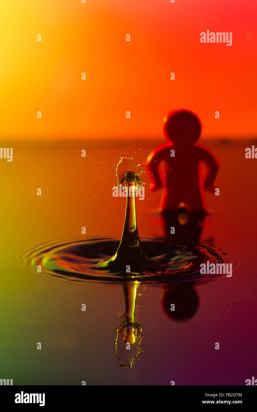 Single figure hi-res stock photography and images - Alamy