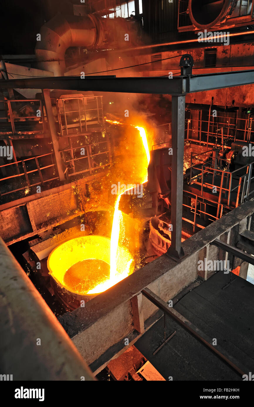 Molten iron blast furnace hi-res stock photography and images - Alamy