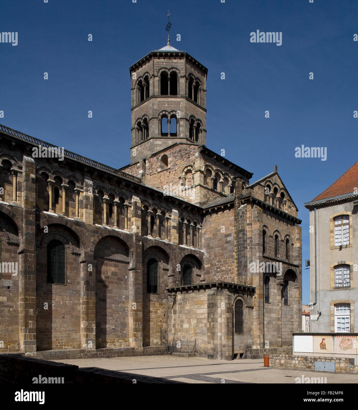 Saint austremoine church hi-res stock photography and images - Alamy