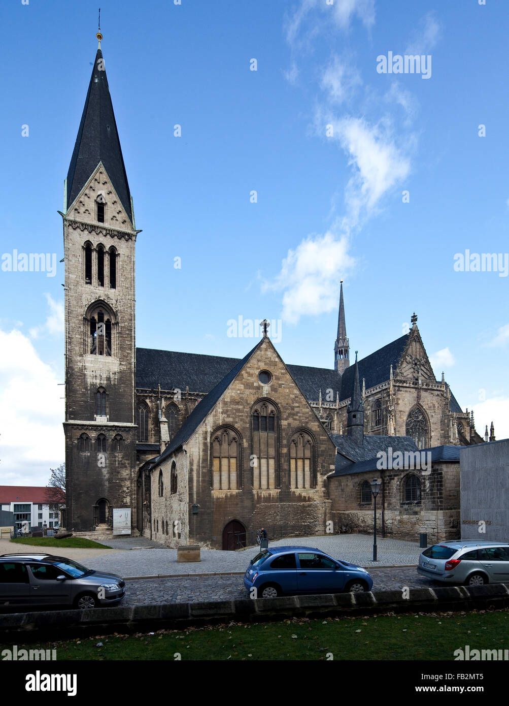 Halberstadt cathedral architecture hi-res stock photography and images ...