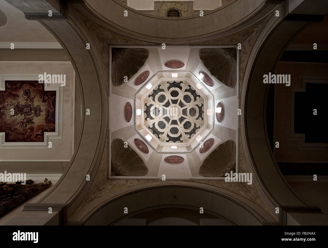 Octagon fort middle ages hi-res stock photography and images - Alamy