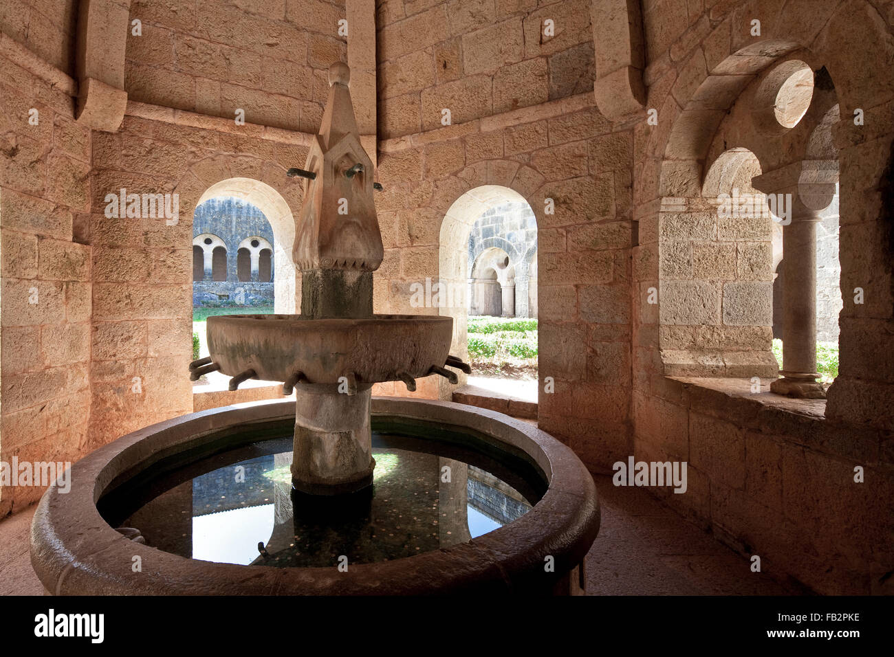 Le Thoronet, Zisterzienserkloster Abbaye du Thoronet Stock Photo - Alamy