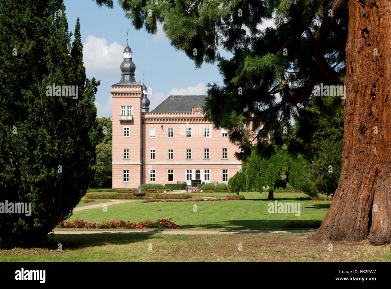 Erftstadt-Liblar, Schlosspark Gracht Stock Photo - Alamy