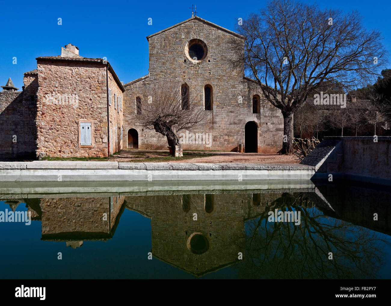 Le Thoronet, Zisterzienserkloster Abbaye du Thoronet Stock Photo - Alamy