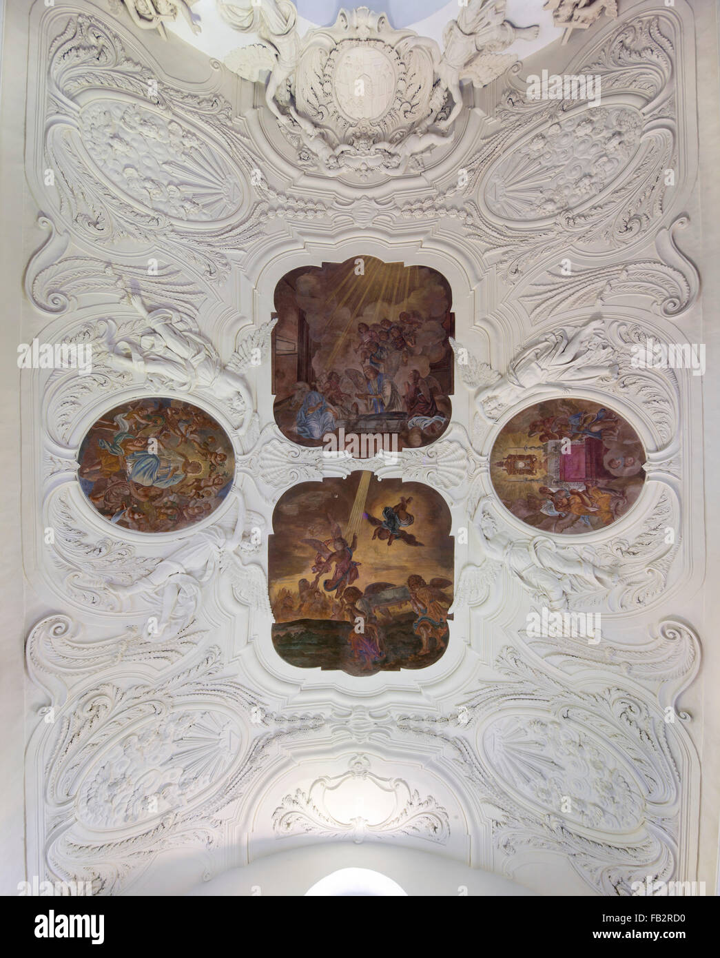 Bonn-Bad Godesberg, Michaelskapelle neben Burgfriedhof Stock Photo - Alamy