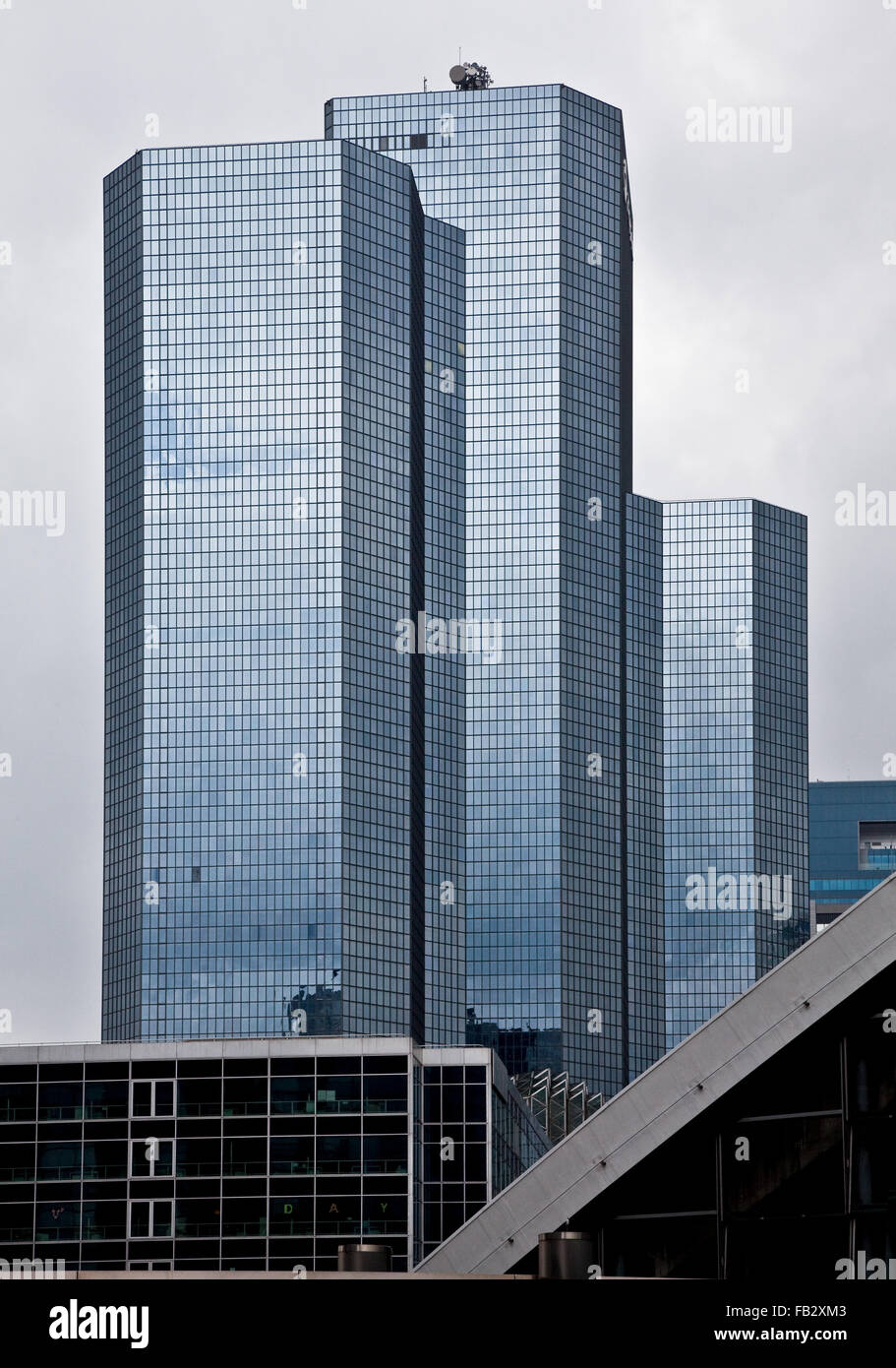 Paris, Hochhausviertel La Defense Stock Photo - Alamy