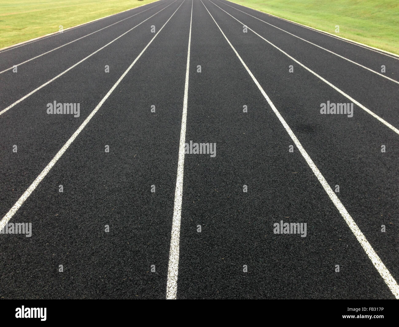 Empty outdoor running track hi-res stock photography and images - Alamy