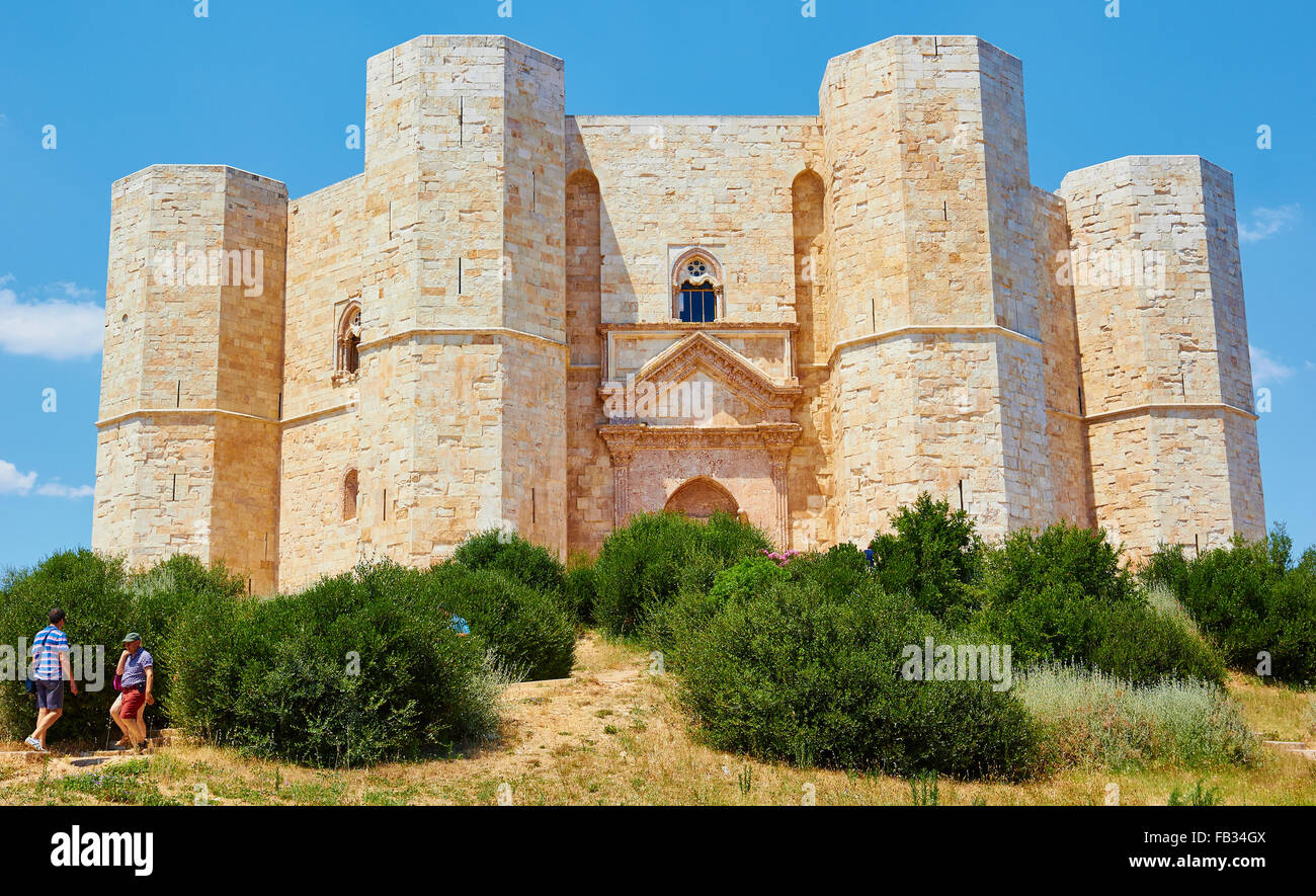1200s castle hi-res stock photography and images - Alamy