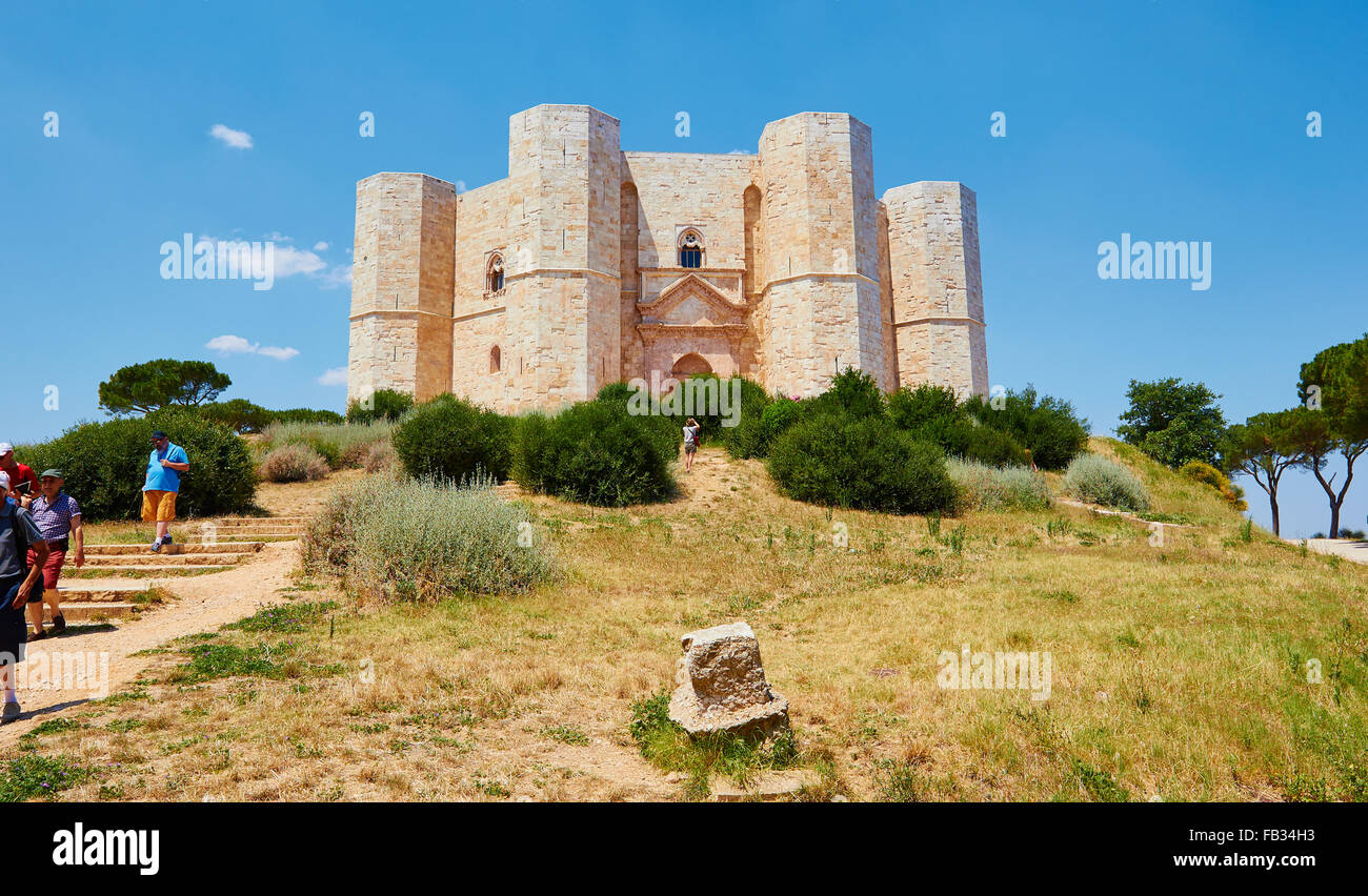 13th century Castel del Monte (Castle of the Mountain), Andria, Apulia ...
