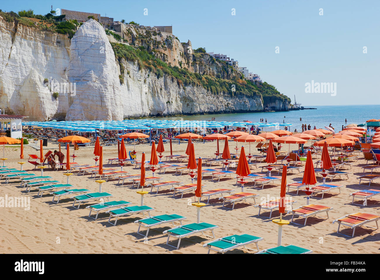 Pizzomunno a 25 metre high limestone monolith, Scialara beach, Vieste ...