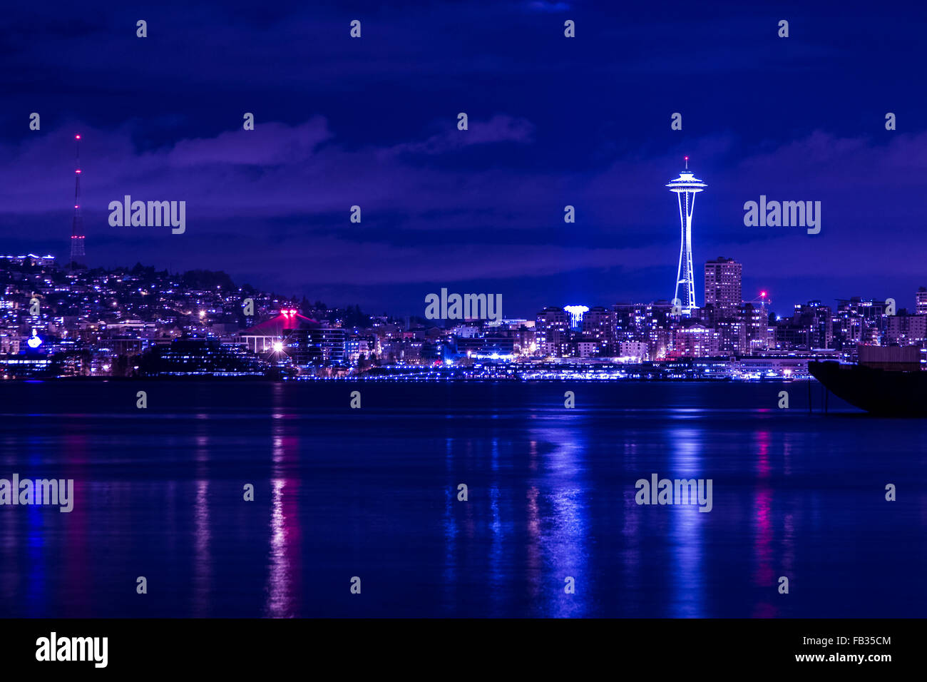 Neon glow seattle hi-res stock photography and images - Alamy