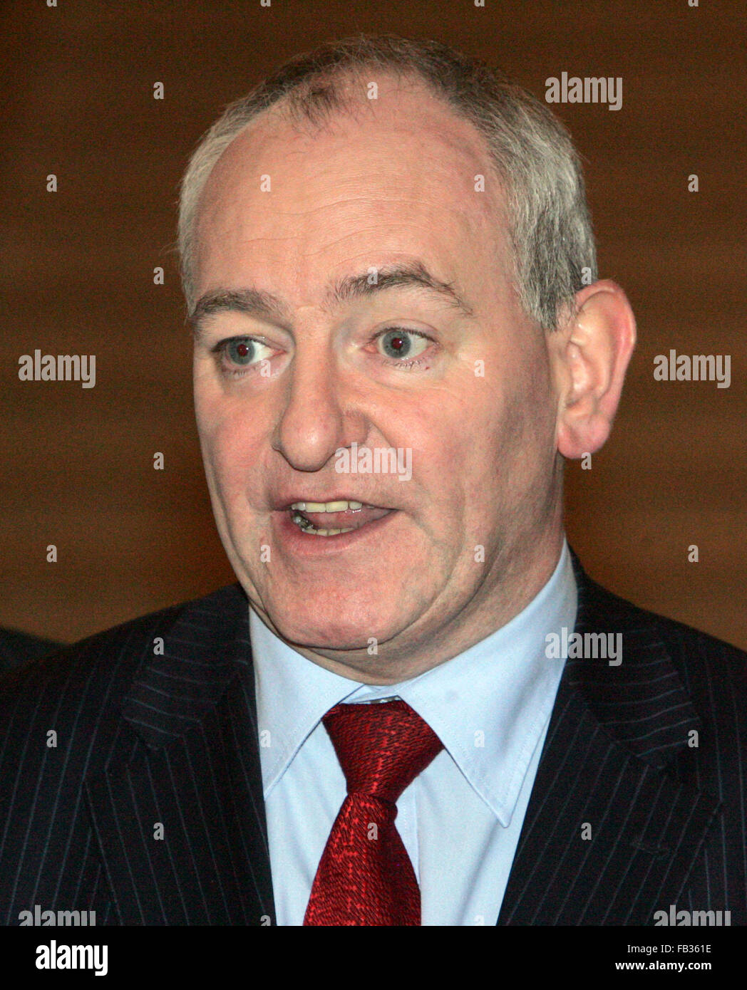 Queens university belfast students union hi-res stock photography and ...