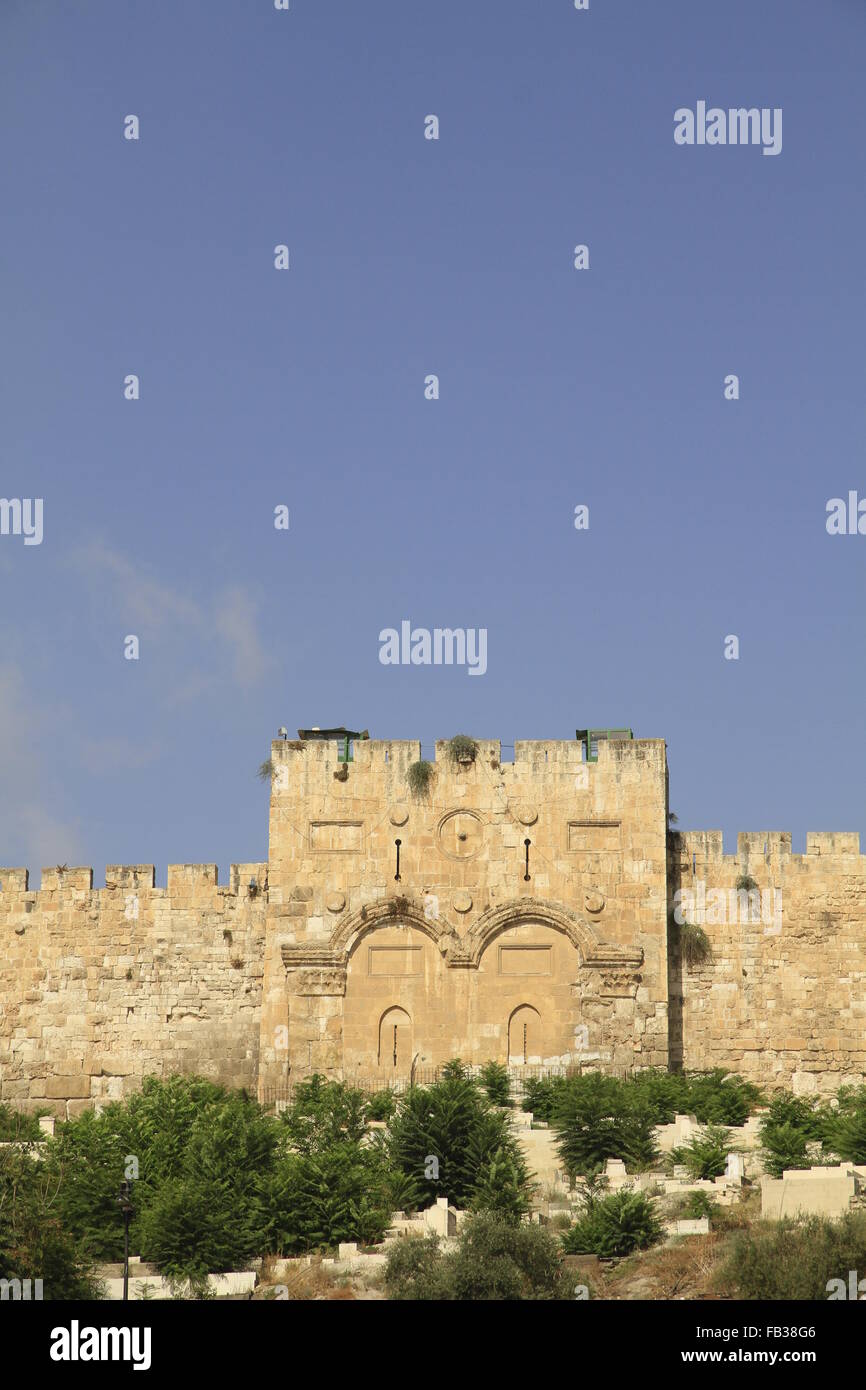 Golden gate jerusalem hi-res stock photography and images - Alamy
