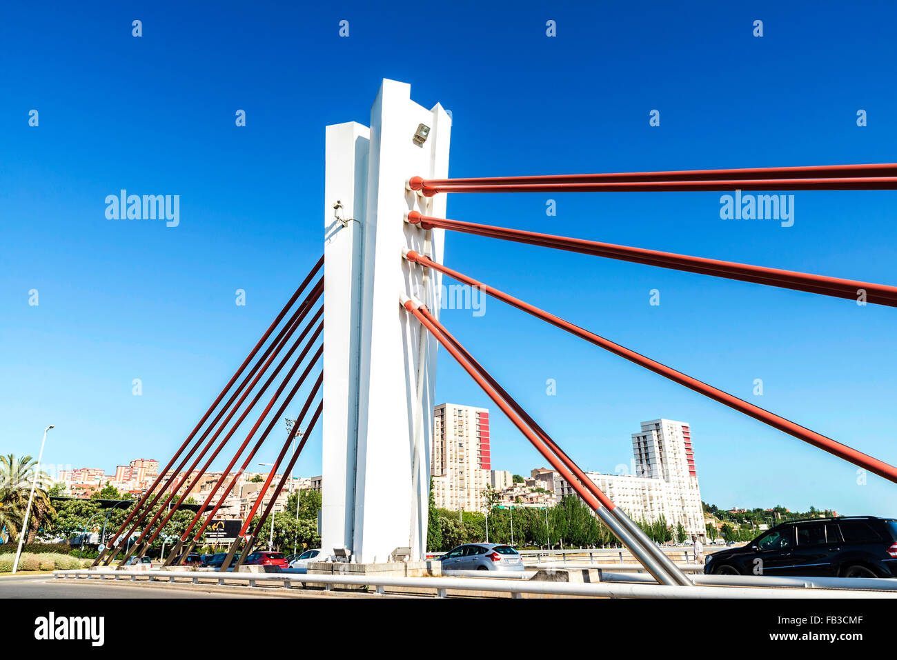 Red bridge barcelona hi-res stock photography and images - Alamy