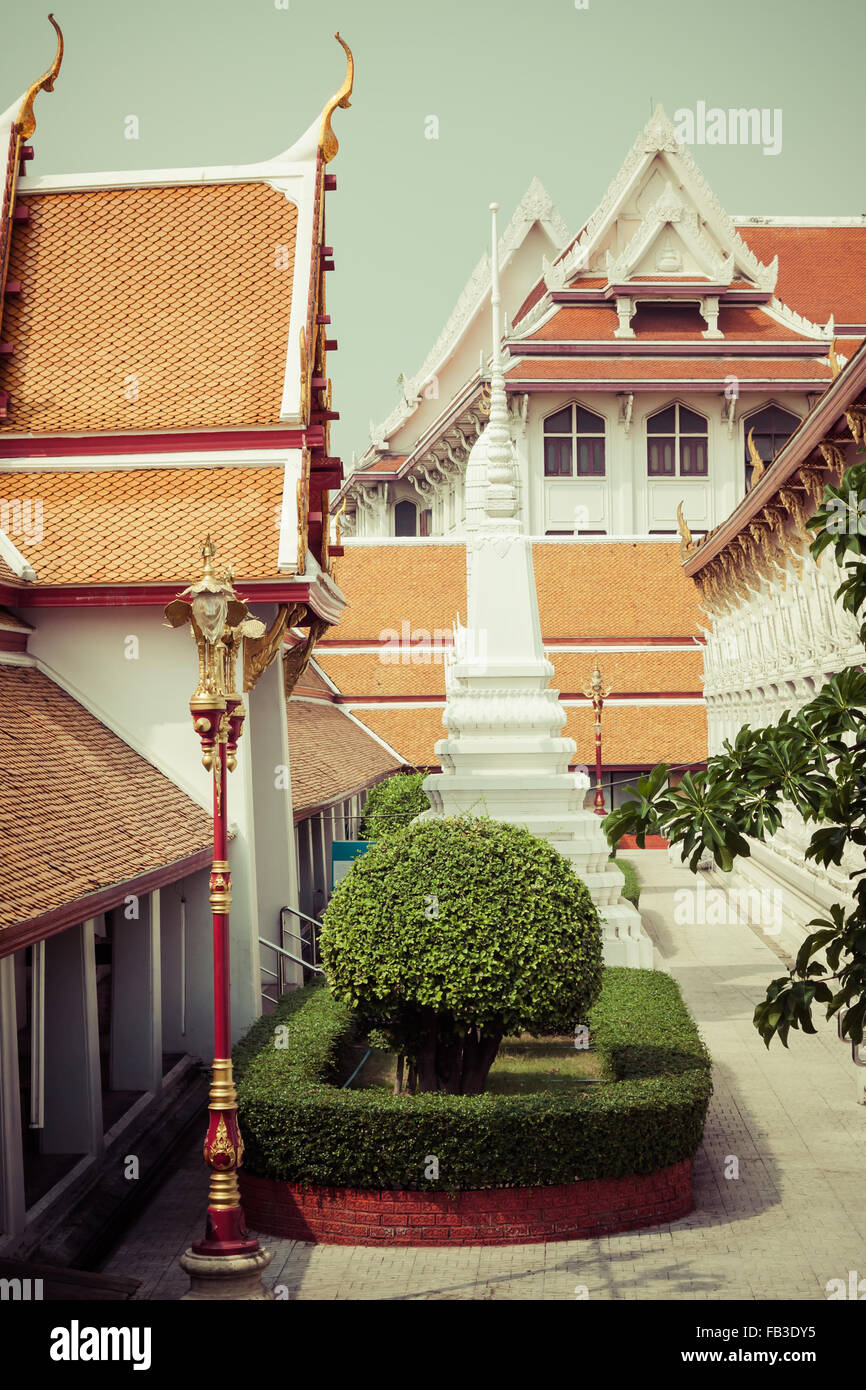 Typical buddhist monastery roof, Thailand Stock Photo - Alamy