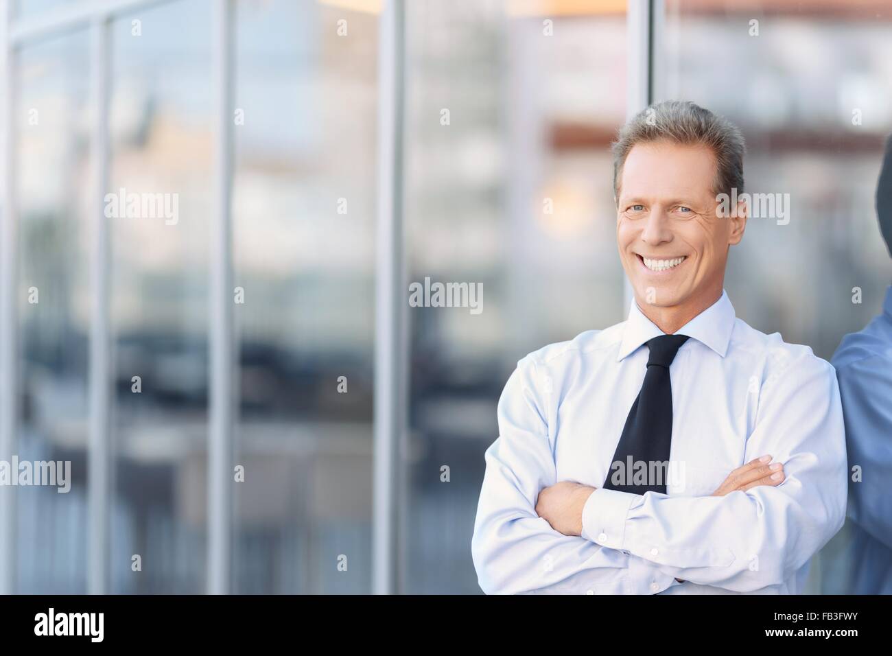 People near bank building hi-res stock photography and images - Alamy