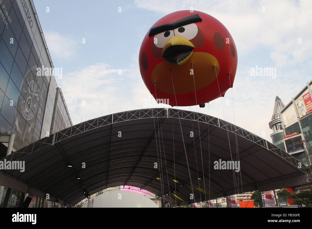 Angry bird balloon hi-res stock photography and images - Alamy