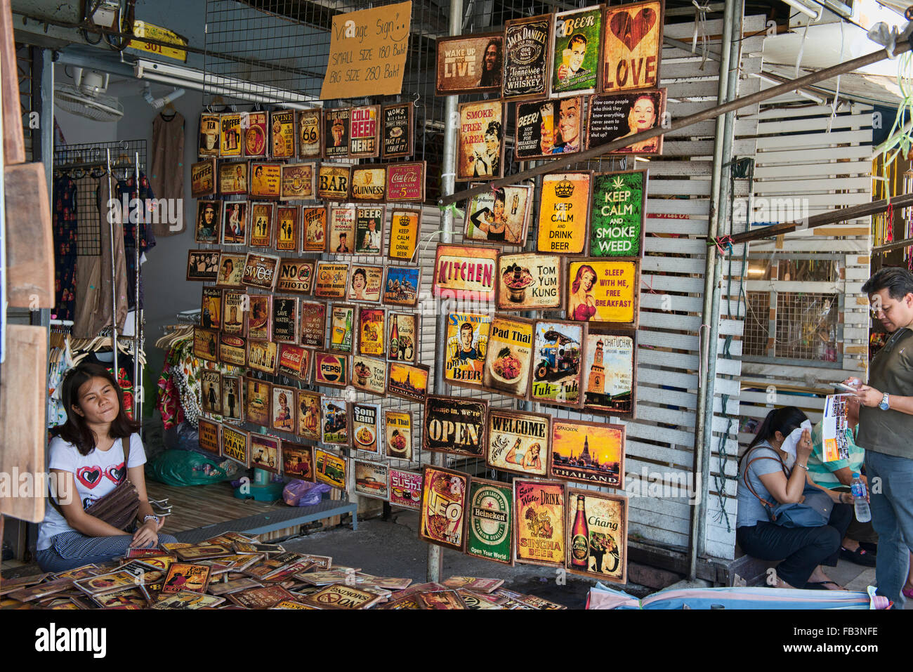 Retro shopping at Chatuchak Market in Bangkok, Thailand Stock Photo - Alamy