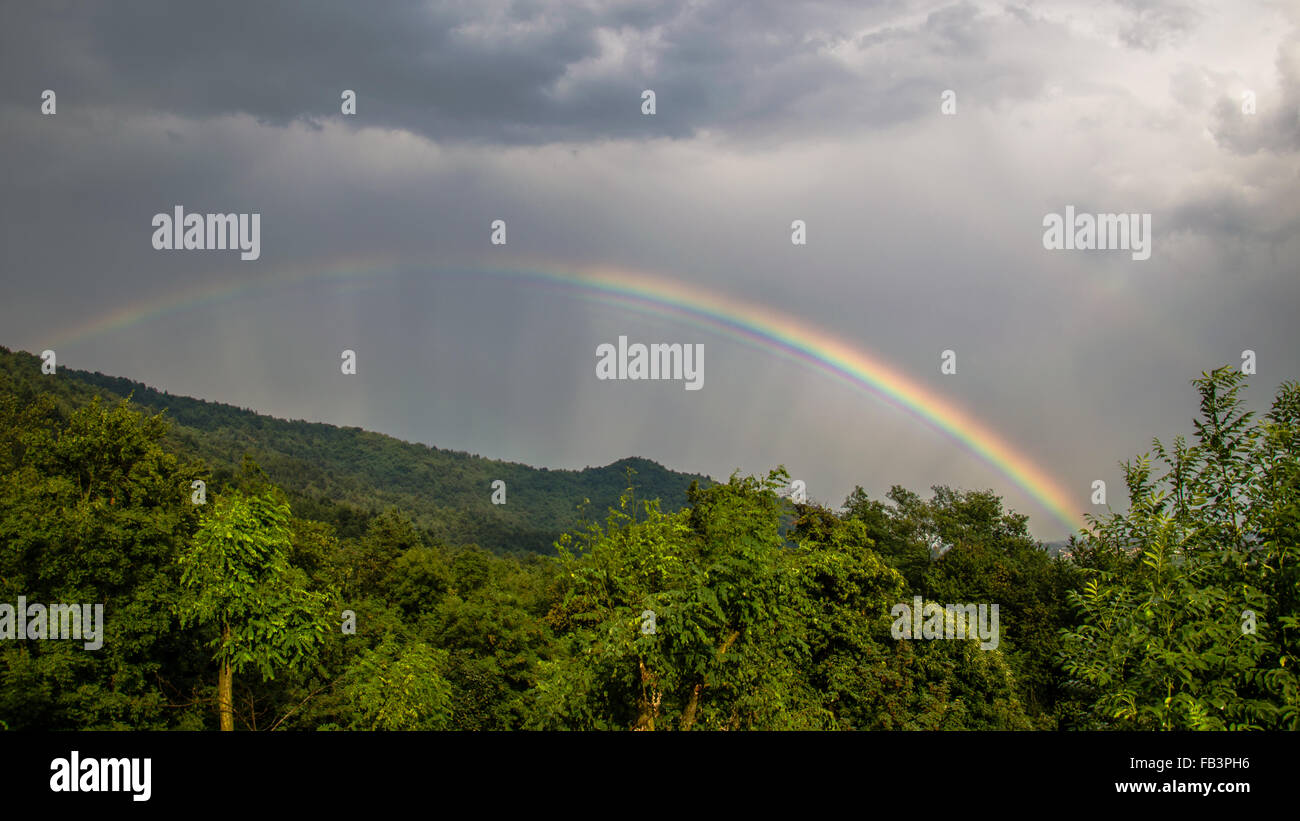 Rain symbol sky hi-res stock photography and images - Alamy