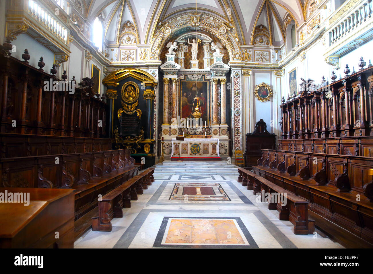 Basilica of Saint John Lateran church in Rome Italy Stock Photo - Alamy
