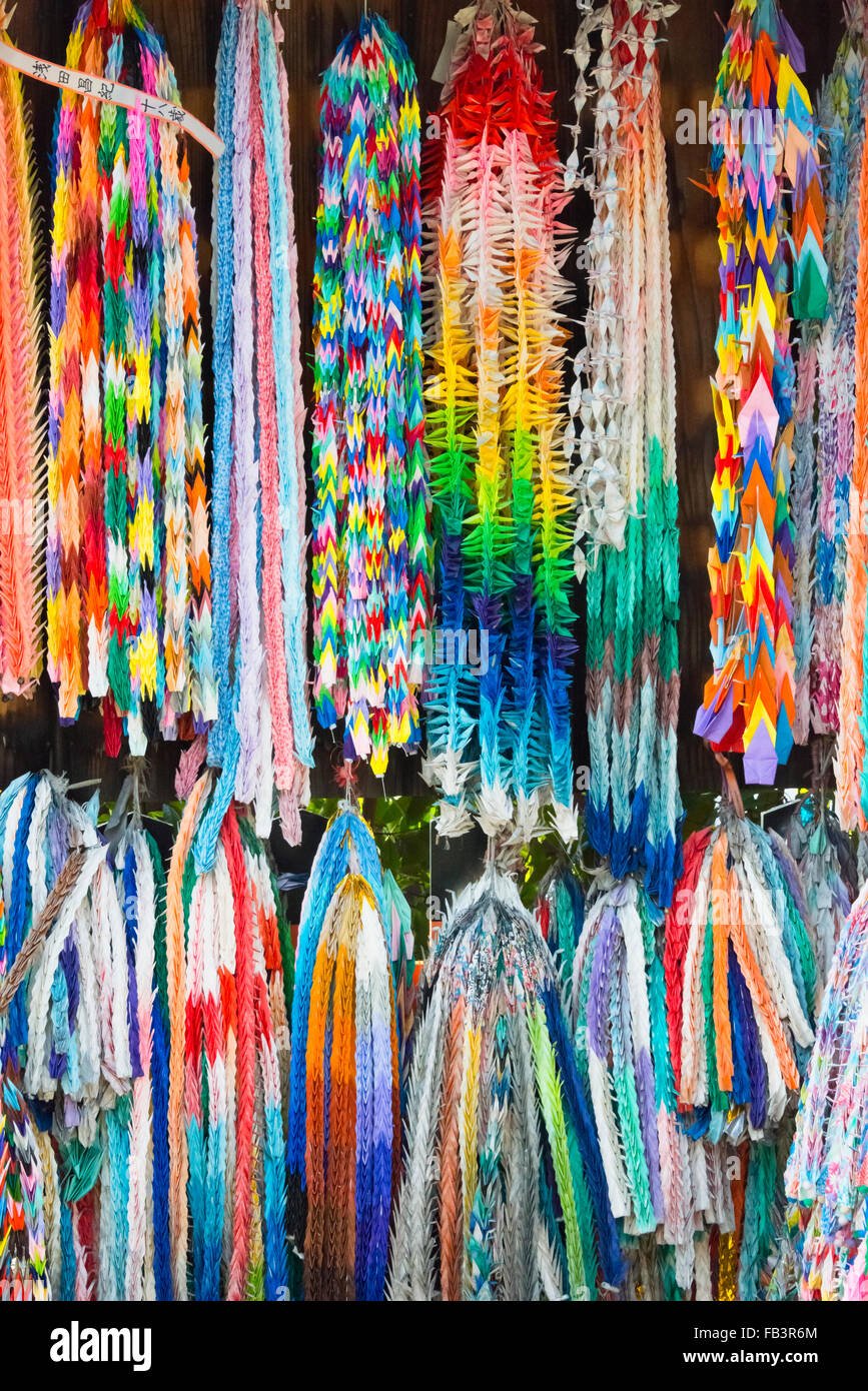 Crane origami in Fushimi Inari Shrine, Kyoto, Japan Stock Photo - Alamy