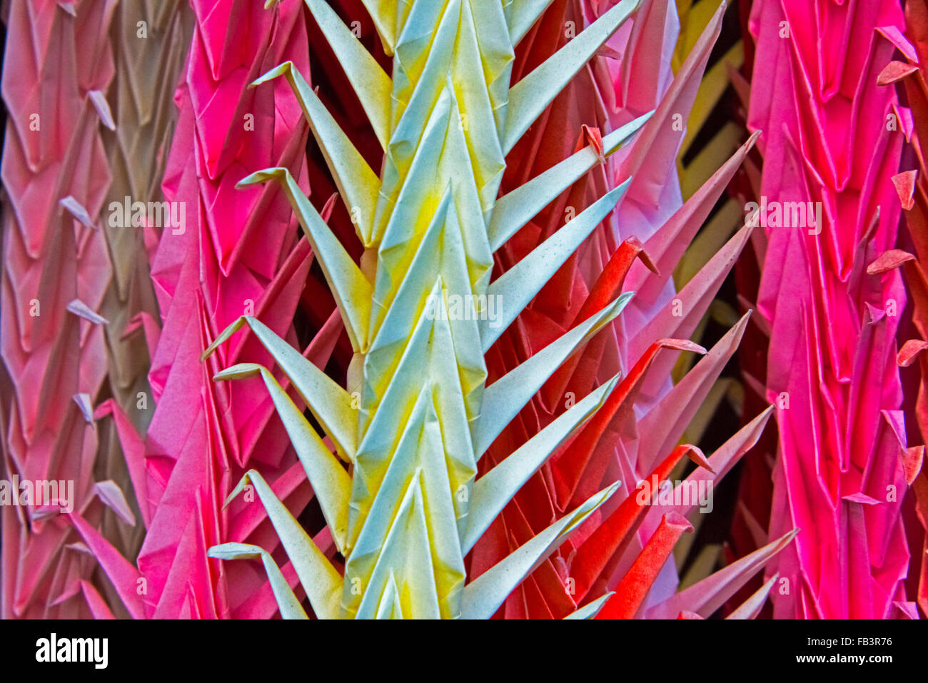 Japanese paper crane hi-res stock photography and images - Alamy