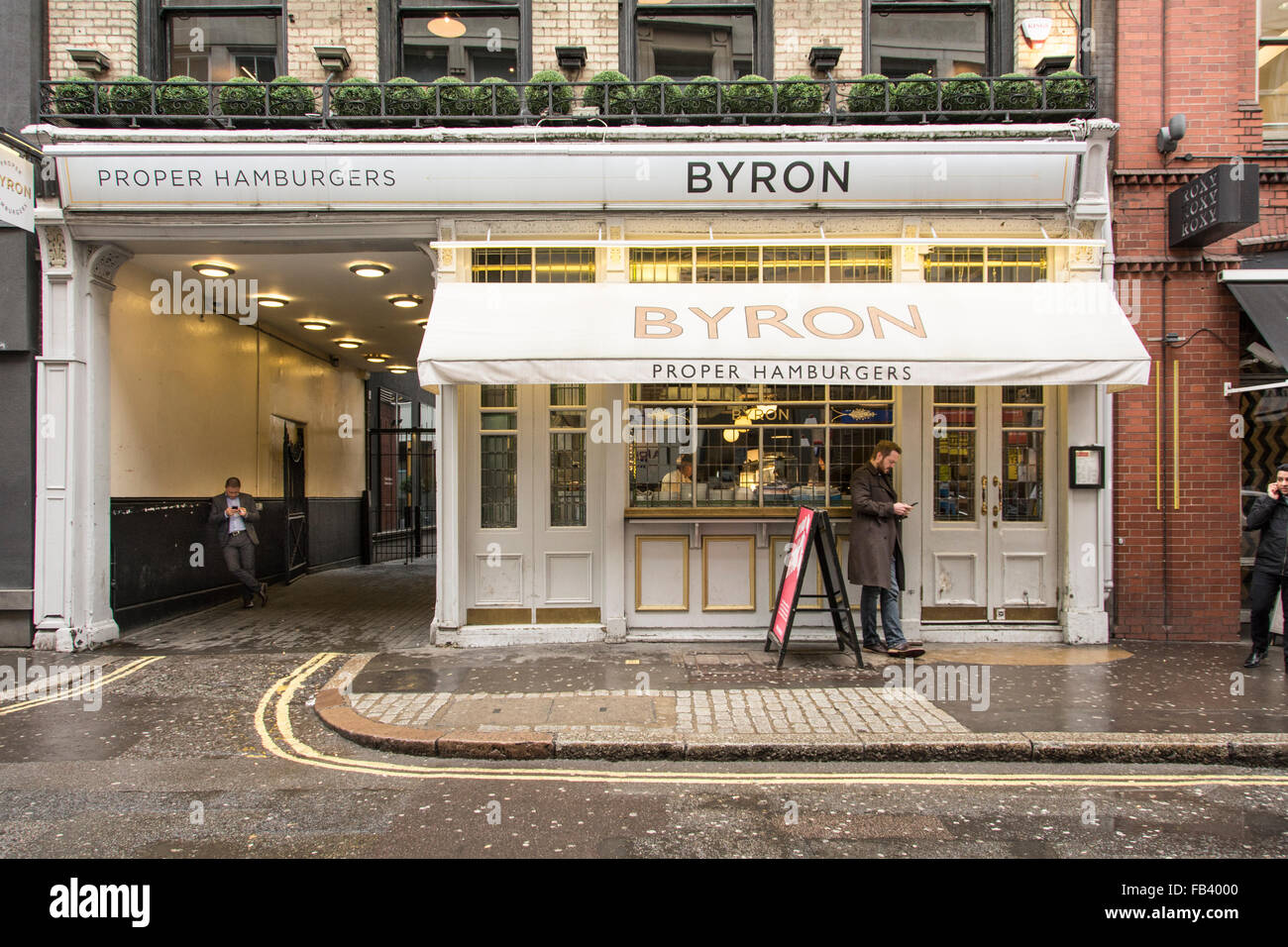 Rathbone place and oxford street hi-res stock photography and images ...