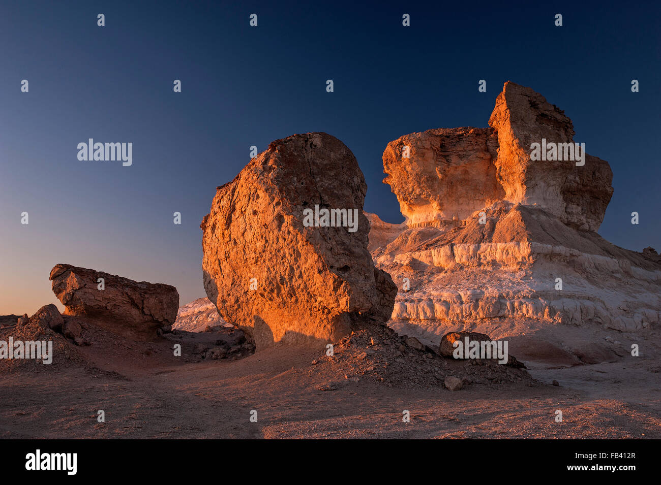 Oman rock formation hi-res stock photography and images - Alamy