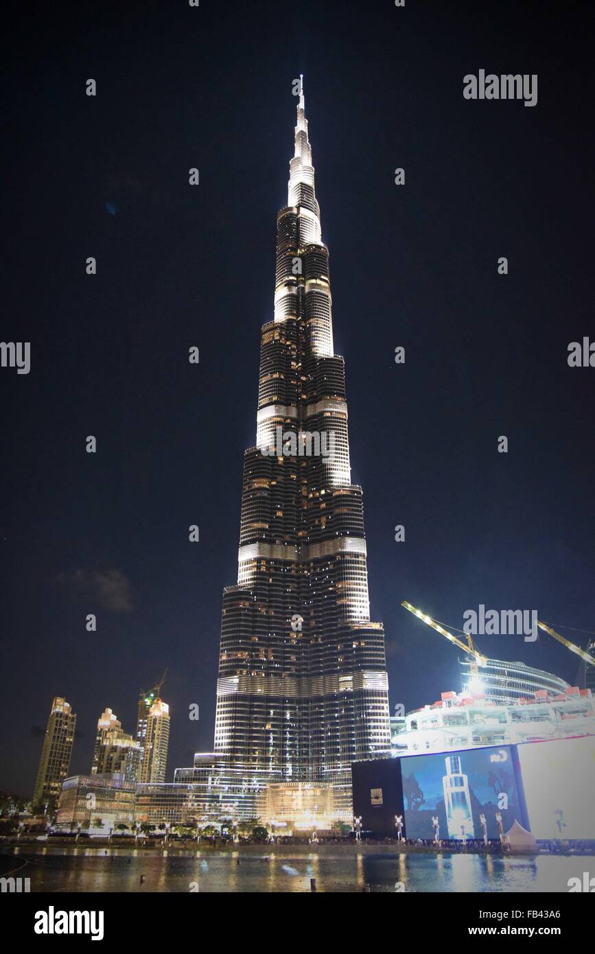 Burj Khalifa Tower Dubai UAE Stock Photo - Alamy