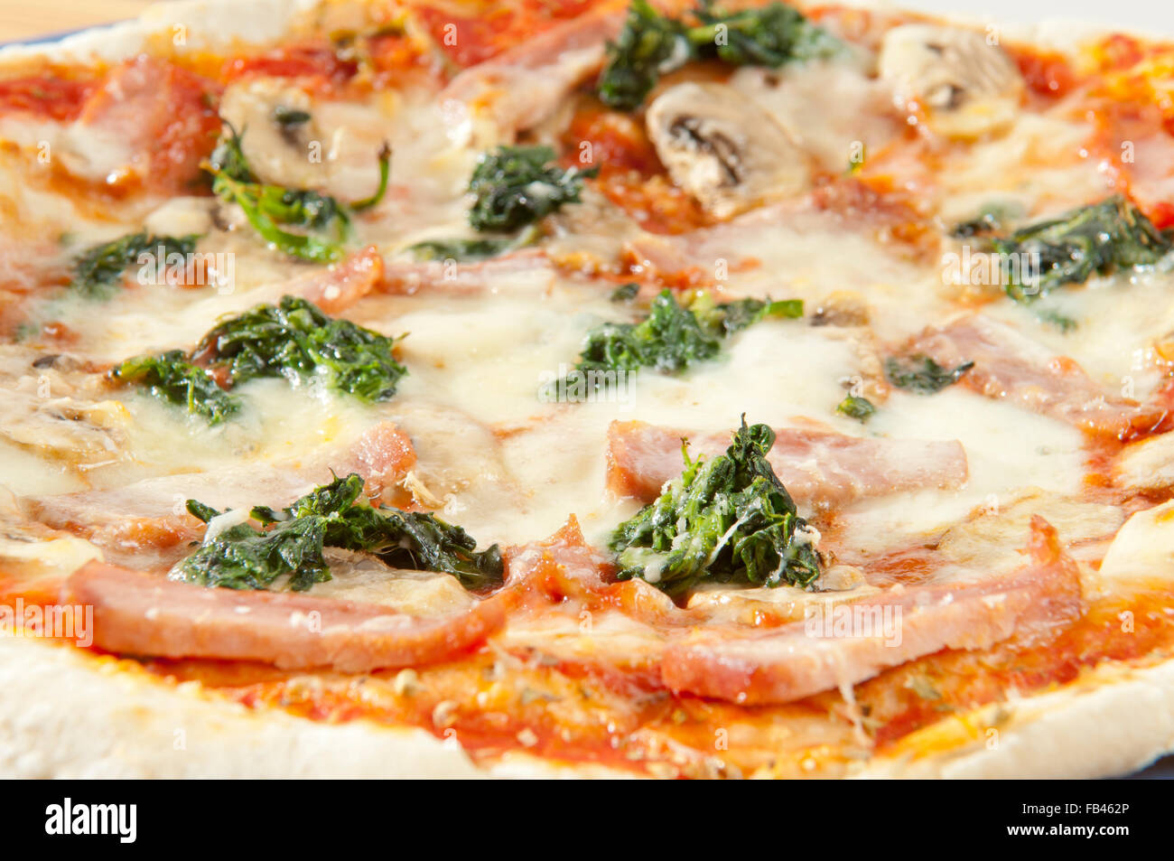 Ready eat homemade pizza hi-res stock photography and images - Alamy