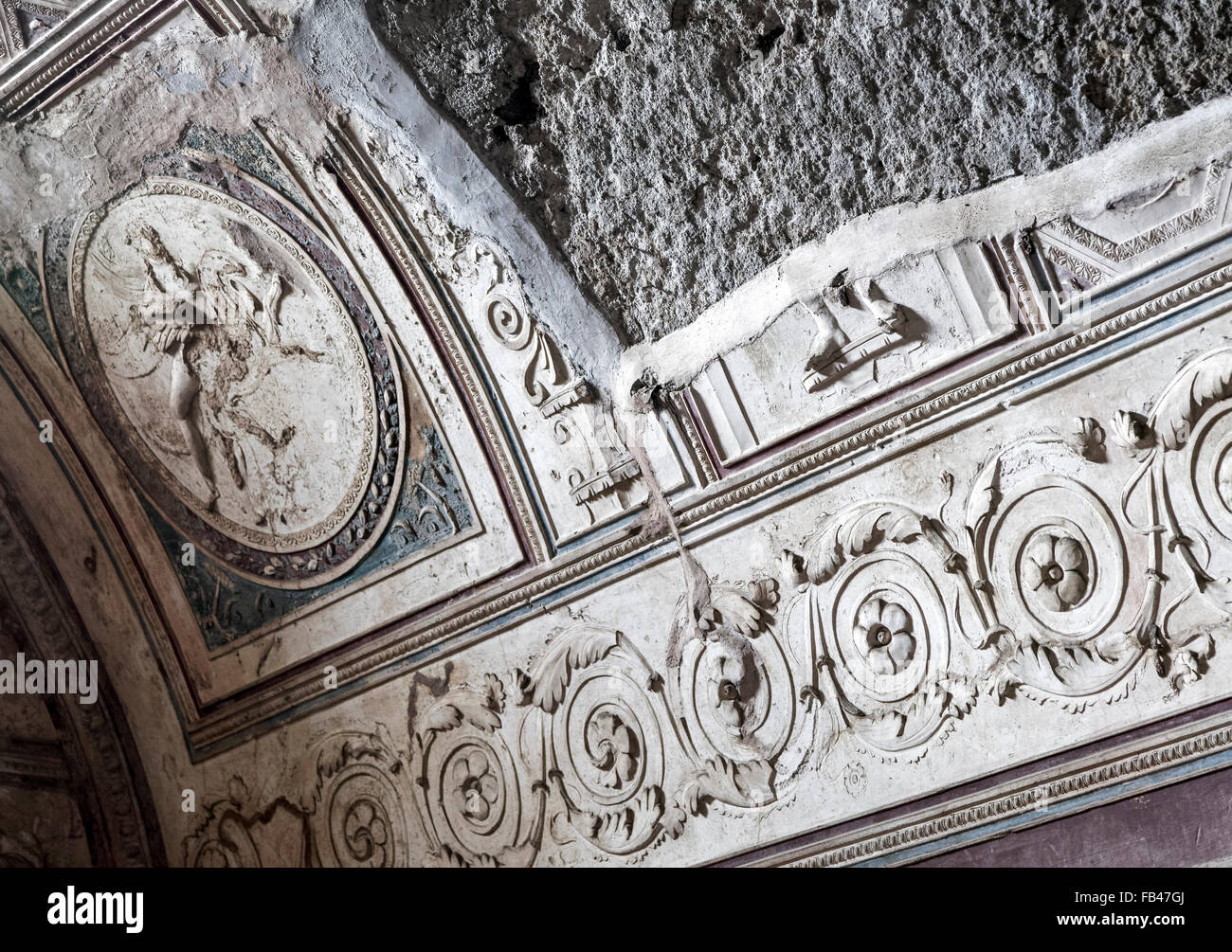 Ceiling detail of bath house in Pompeii ruins Stock Photo - Alamy