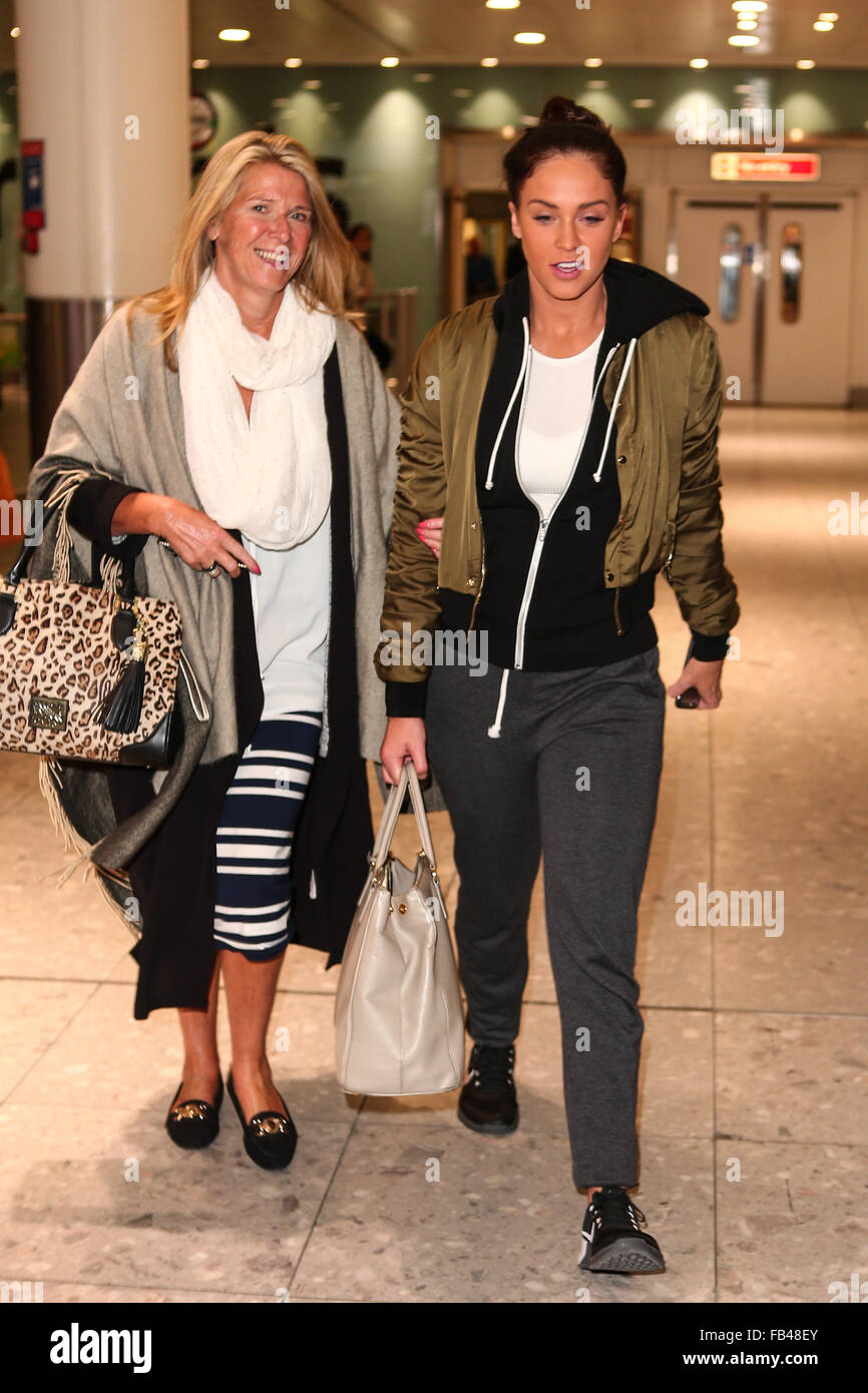 Winner of 'I'm a Celebrity, Get me Out of Here' Vicky Pattison arrives ...