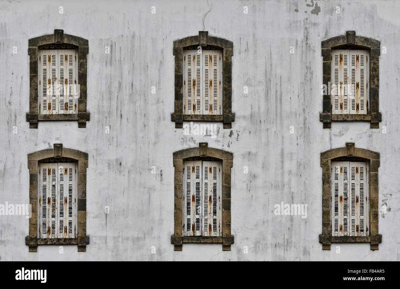 White shuttered windows hi-res stock photography and images - Alamy