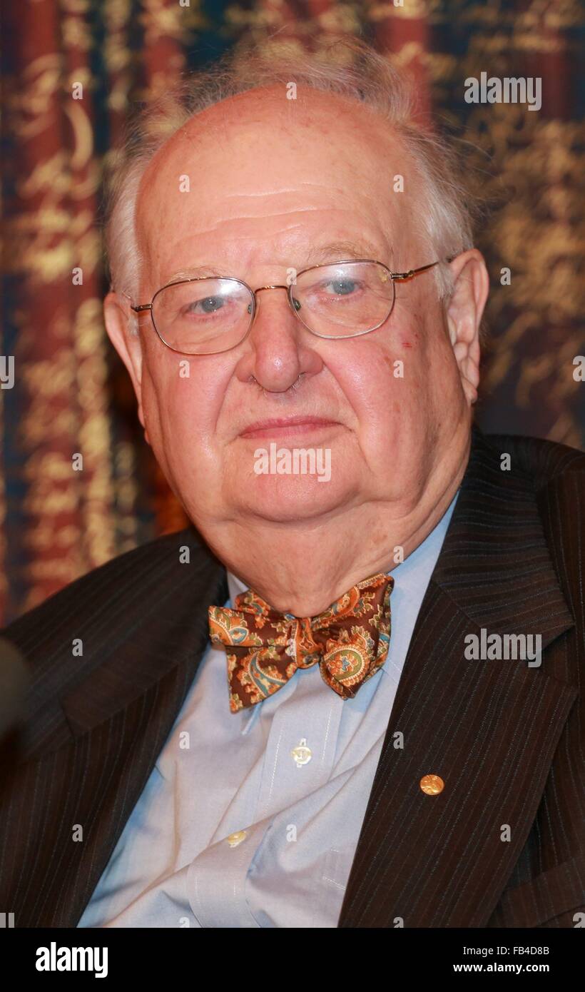 Angus deaton nobel hi-res stock photography and images - Alamy