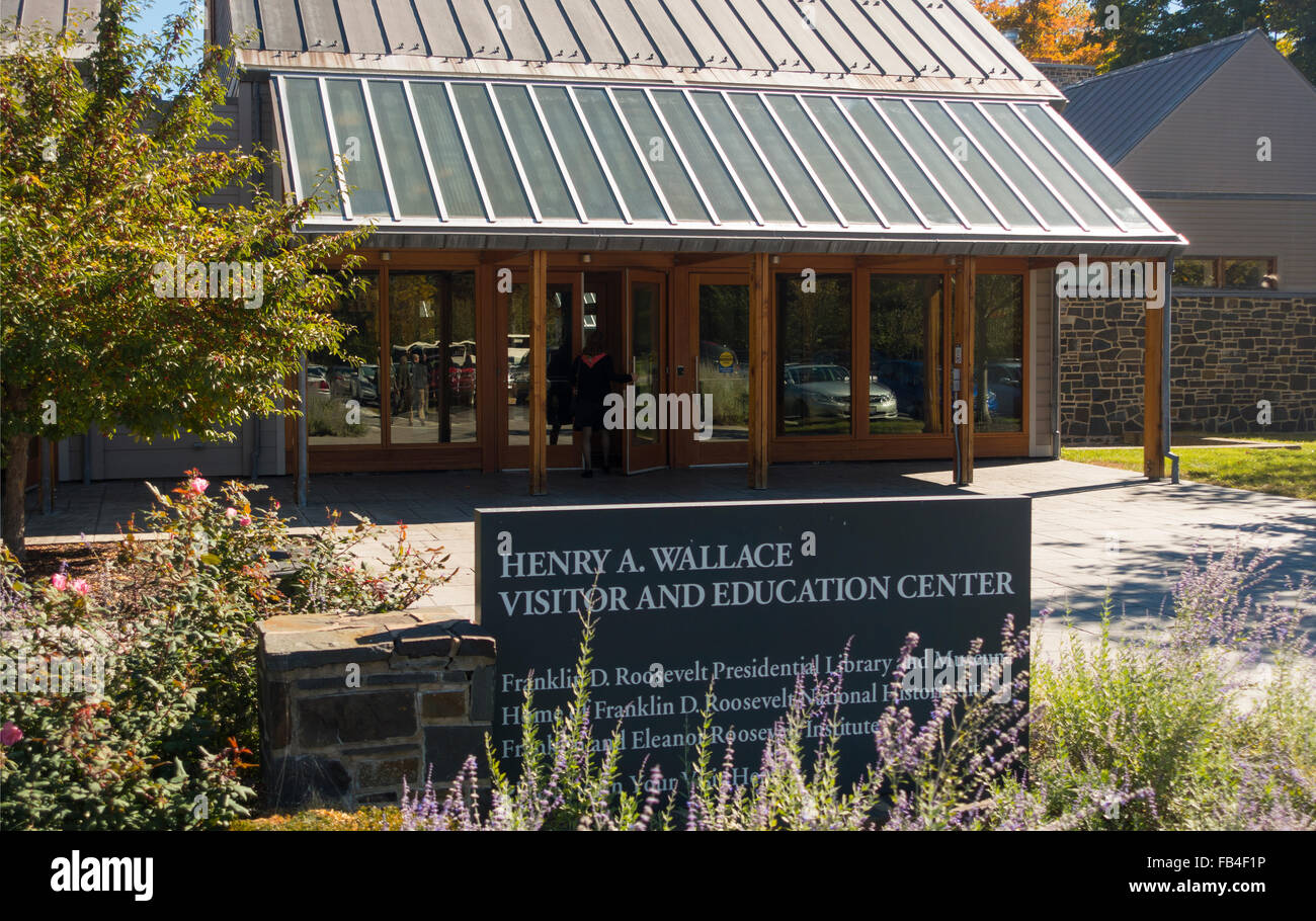 Franklin D Roosevelt presidential library and museum Stock Photo - Alamy