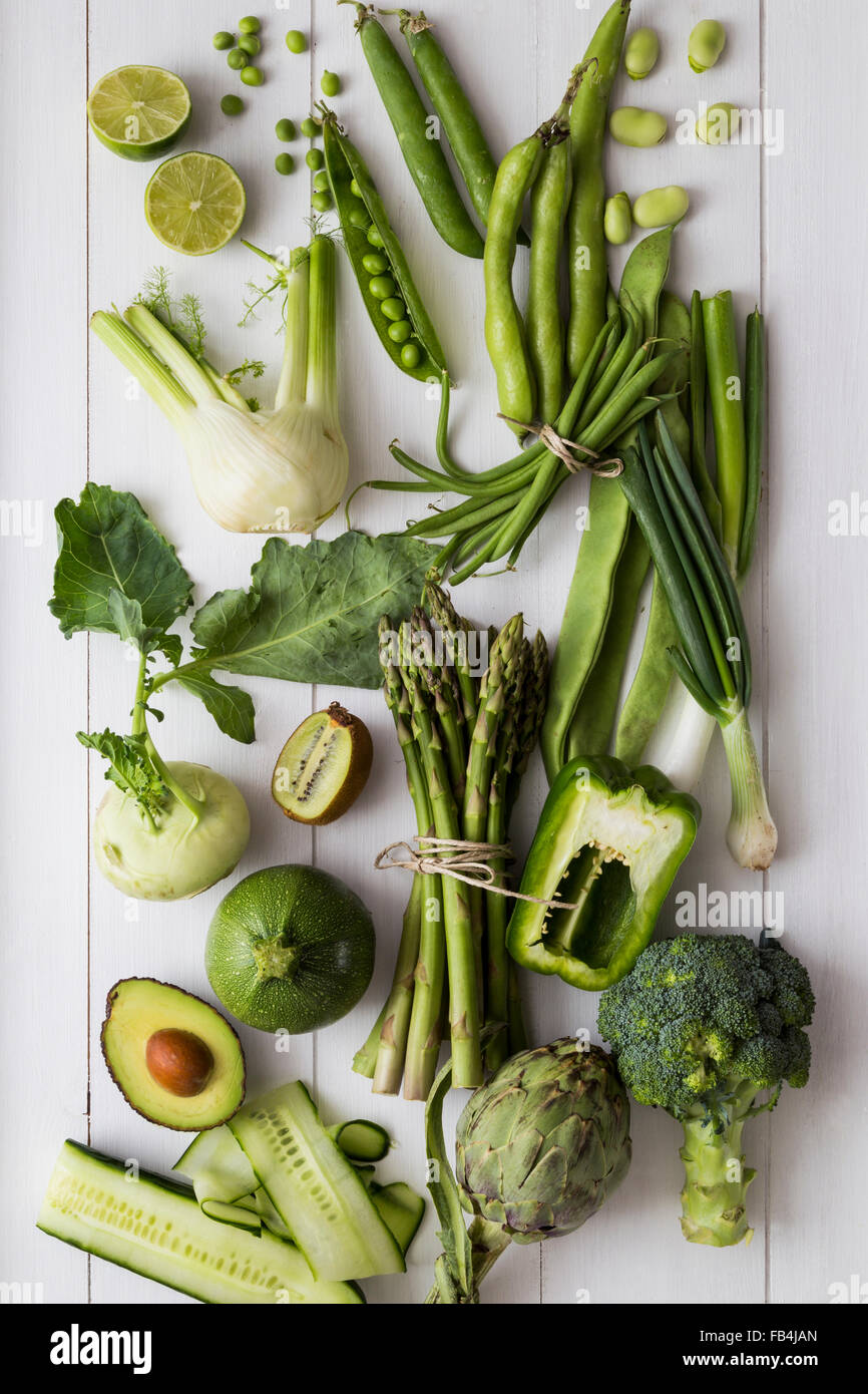 Green fruits and vegetables Stock Photo - Alamy