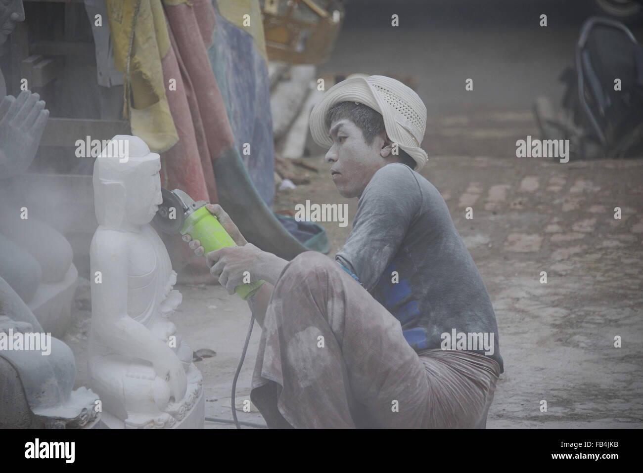 Mandalay marble carver hi-res stock photography and images - Alamy