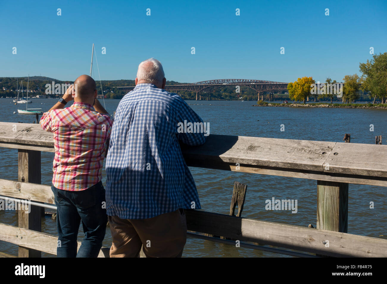 Two fat men hi-res stock photography and images - Alamy