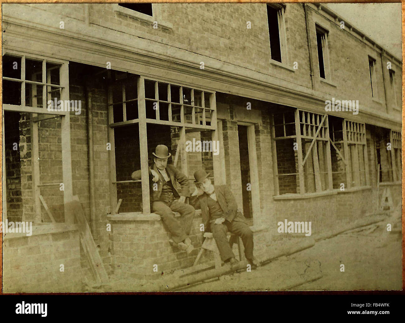 Construction of houses 1900s hi-res stock photography and images - Alamy