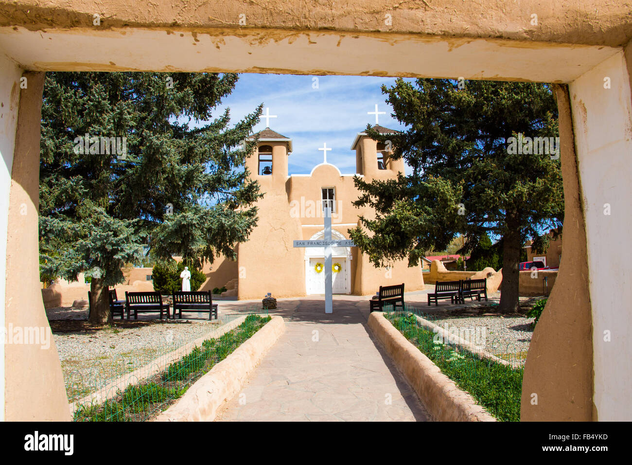 San Francisco de Asis Church, Taos, New Mexico, USA Stock Photo - Alamy