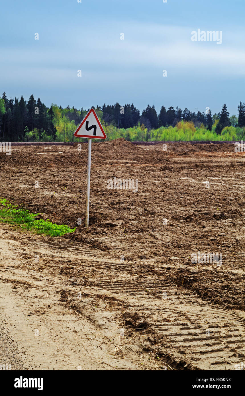 Danger deep mud sign hi-res stock photography and images - Alamy