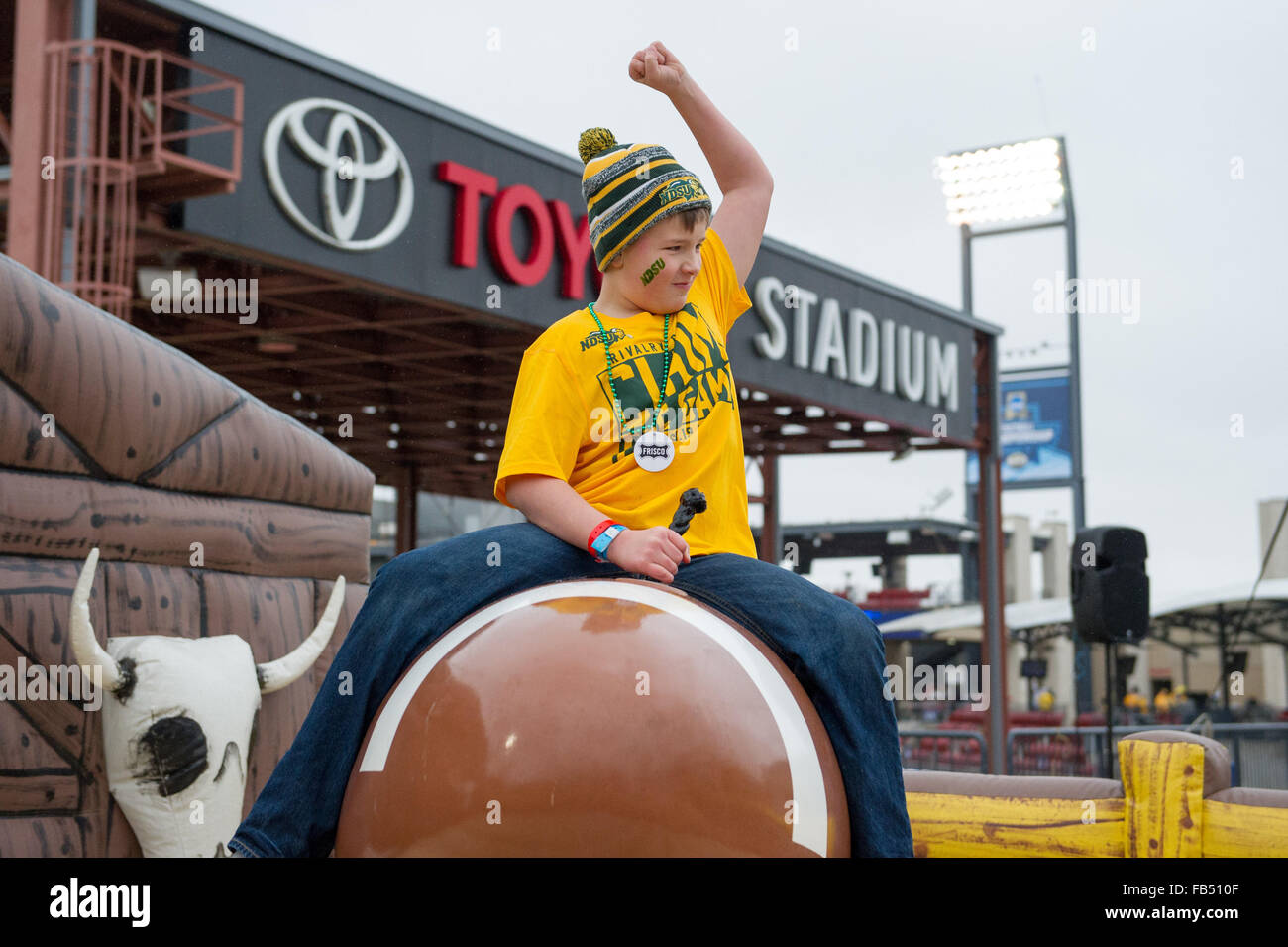 Mechanical bison hi-res stock photography and images - Alamy